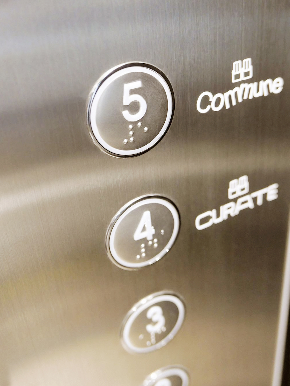 88 Curate Store Signage Graphic | leeheewon